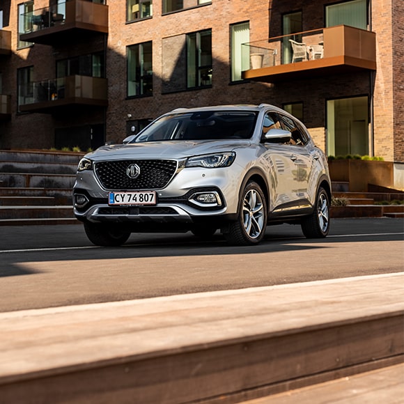 Plug-in hybrid - Nyd kræfterne fra el og benzin her - MG Motor